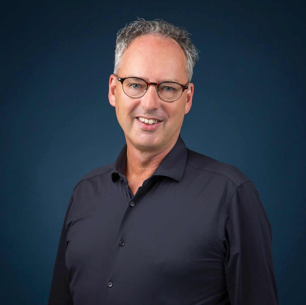 Jeroen van Kerkhoff - Collegamento